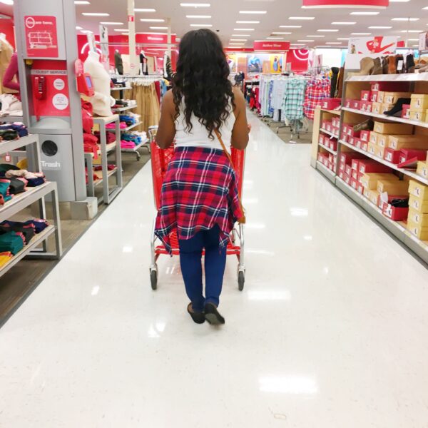 How to Buy a Home as a Single Mom: Is This the Right Choice for Your Family